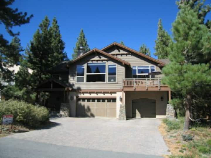 The Cabin - Mammoth Lakes, CA