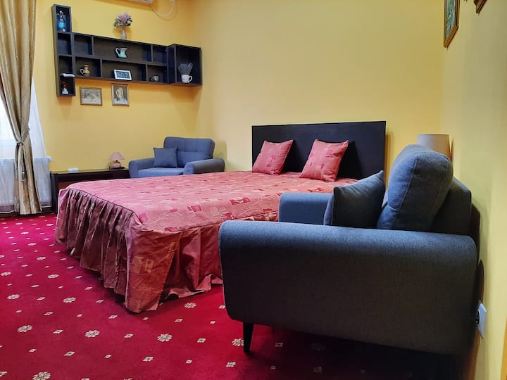 Relax 
Garsonieră 36m, Zona Centrală. - Bukarest