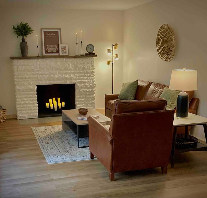 Fully Renovated! Falu Cottage In Hocking Hills - Hocking Hills State Park, OH