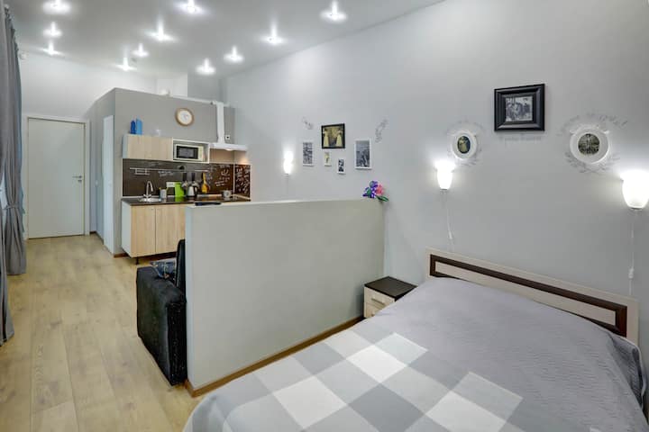Cozy Studio In Vintage Mansion. City Center. - Saint Petersburg, Russia