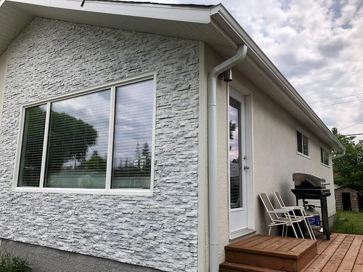 Stunning Bedroom For Lucky Guest(s) - Winnipeg
