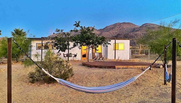 Cute House In Jt! Kid & Dog Friendly-fully Fenced! - Joshua Tree National Park