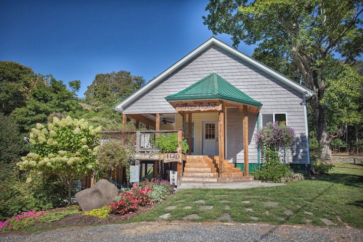 The River House - Lewisburg, WV