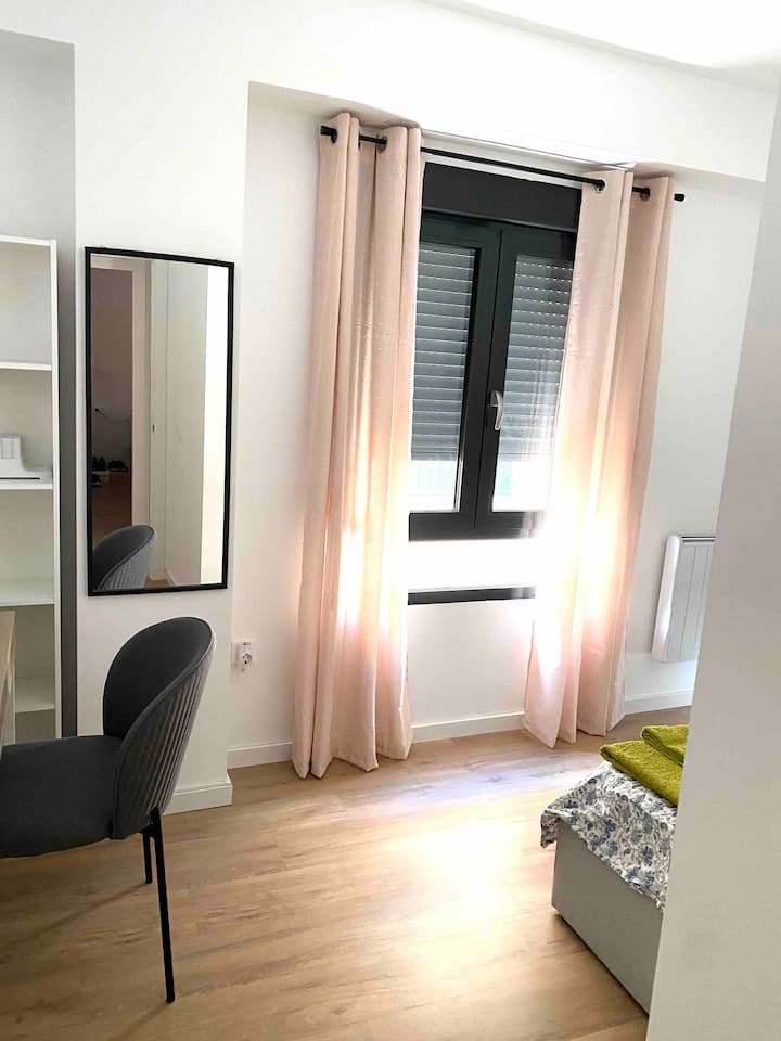 * Maravilloso Y Céntrico * Plaza De La Virgen 2 * - Valencia