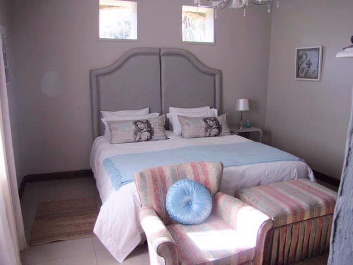 The French Room, The Guesthouse, Middelburg, Mp - Middelburg