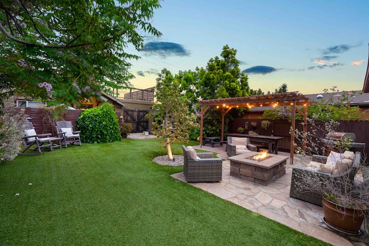 Cozy & Comfy Bungalow In Busy North Park! - San Diego, CA