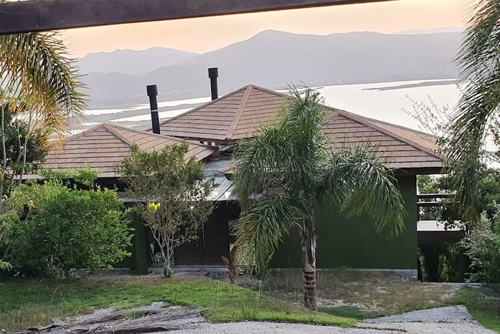 Visual Paradisíaco No Morro Da Ferrugem - Garopaba - Garopaba