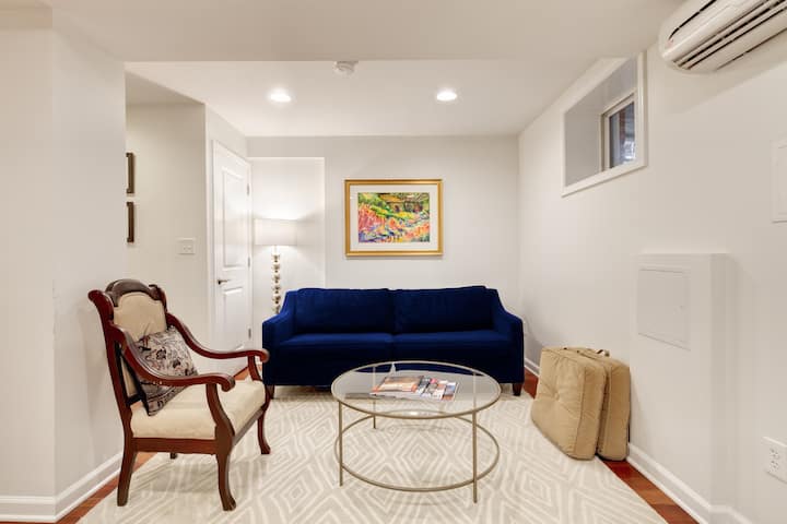 Lovely 1 Br In Best Mount Pleasant Location - Bethesda