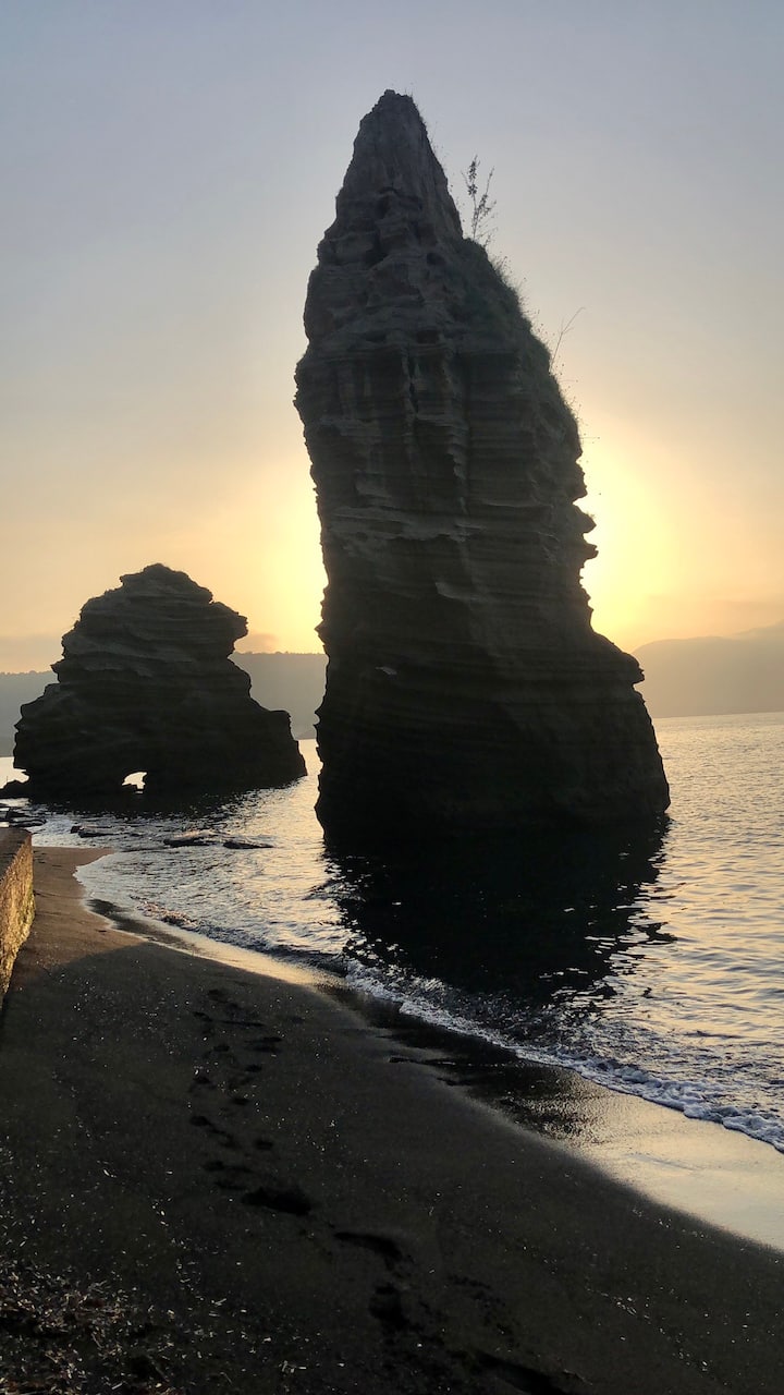 Casamarela. Summer On Ciraccio Beach - Procida