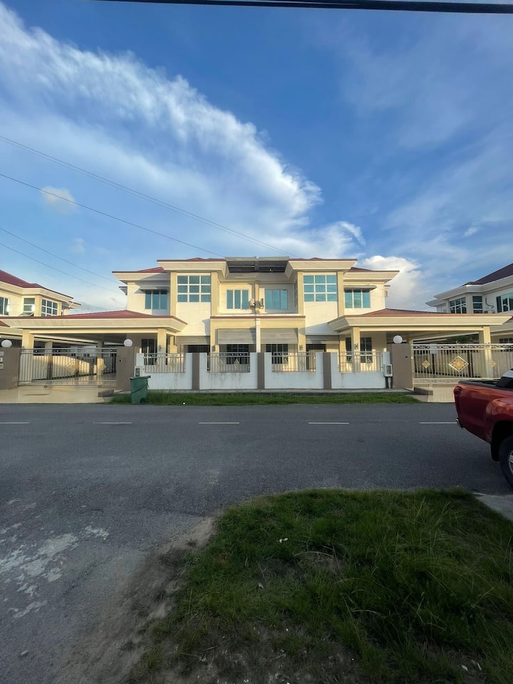 Kelly Homestay 6@豪华民宿 - Miri