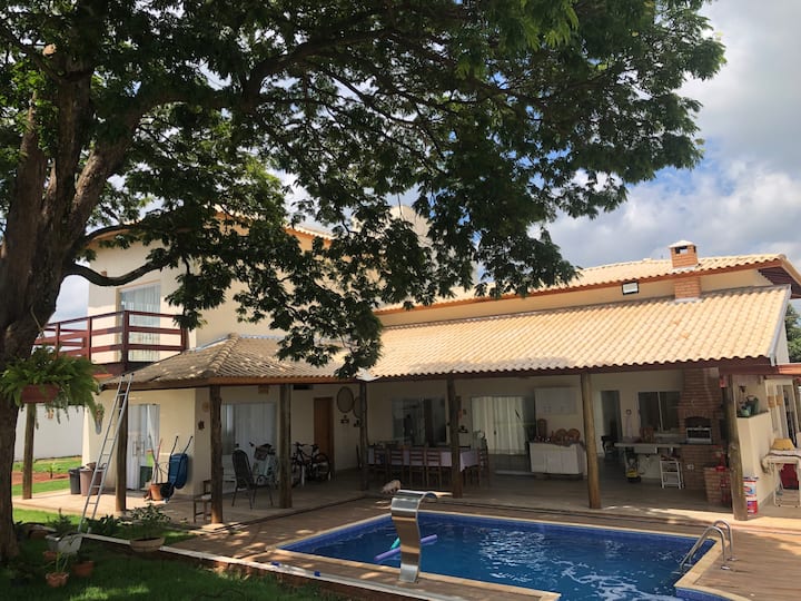 Casa Inteira Com Piscina, 6 Pessoas, 2 Quartos - Olímpia