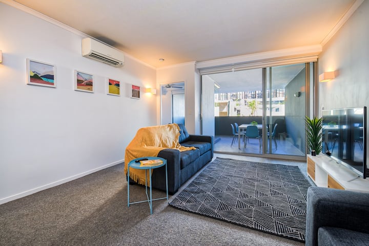 Stylish, Spacious & Perfectly Located! Walk To Cbd - Brisbane