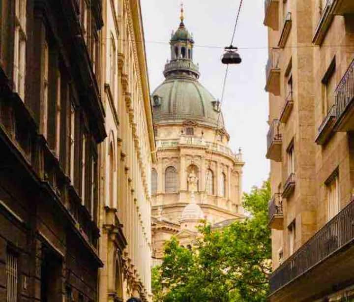 Basilica And Opera Just 1 Minute Walk Away - Budapeste