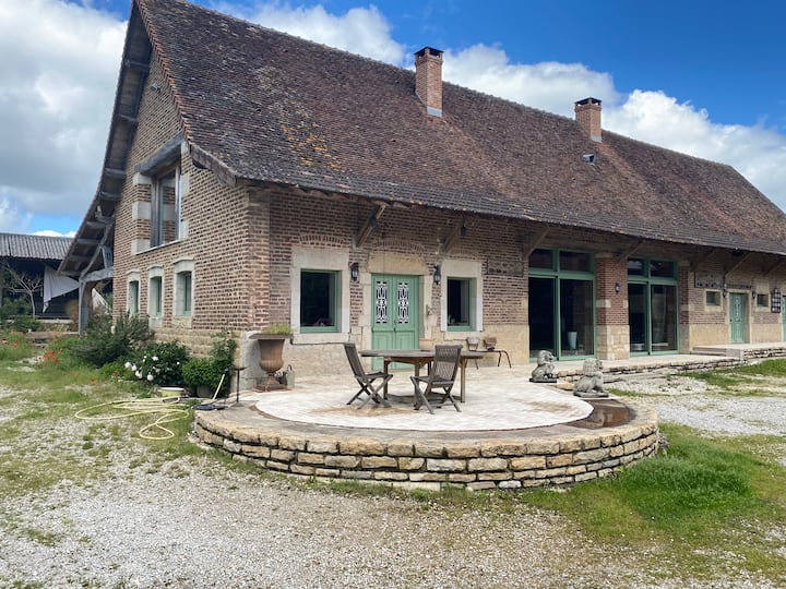 Maison De Charme à La Limite Jura / Bourgogne - Lons-le-Saunier