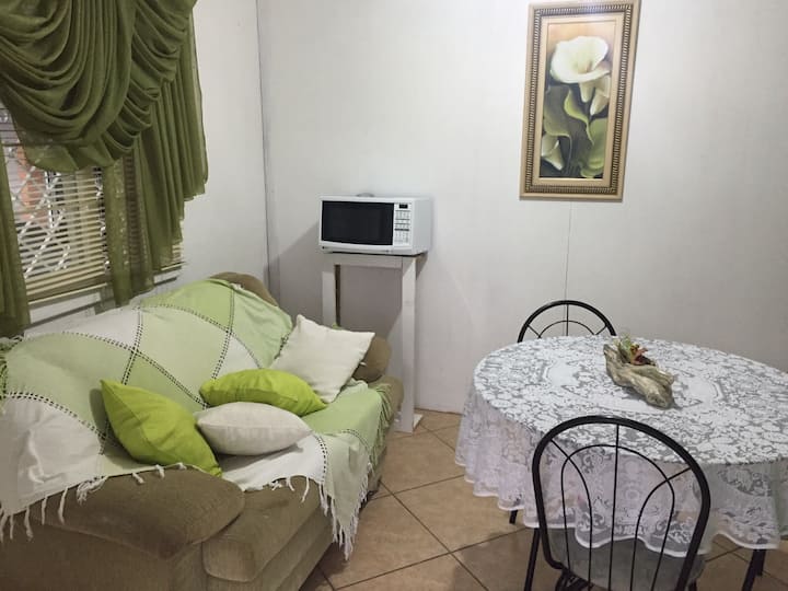 Quarto Amplo Com SuÃte - Canela