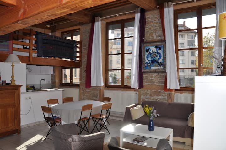Appartement Canut Au Coeur De La Croix Rousse - Lyon