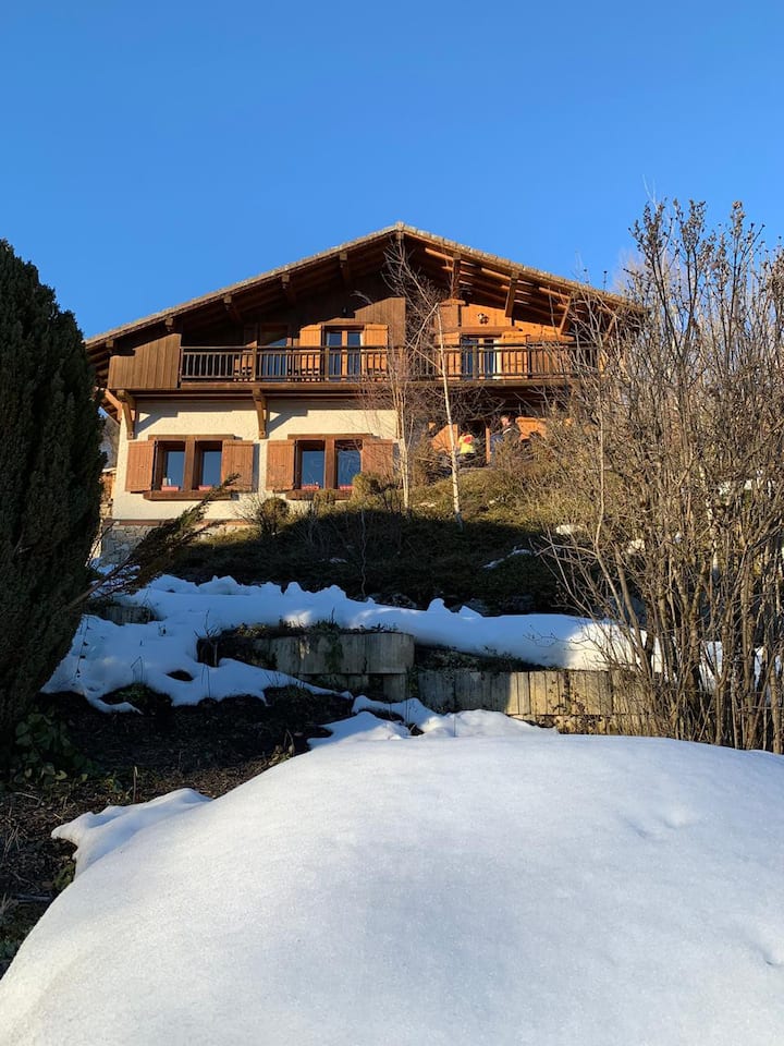 The Nine, Samoens - Samoëns