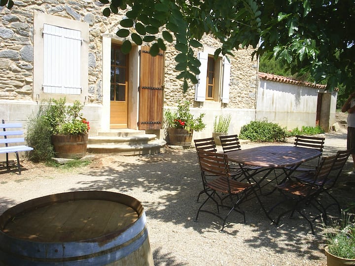 L’oustal Dans Mas Languedocien - Minerve
