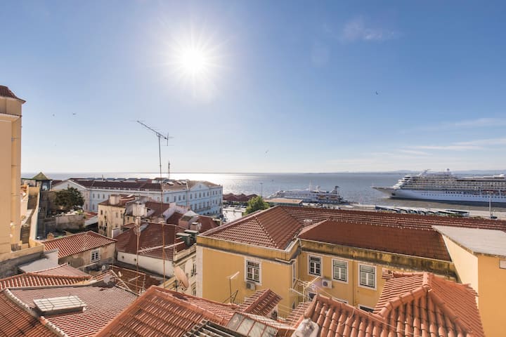 Alfama Amazing River View Apartment - Lumiar