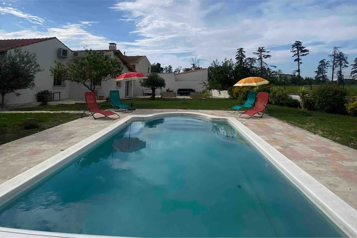 Studio Avec Piscine - Le Pontet