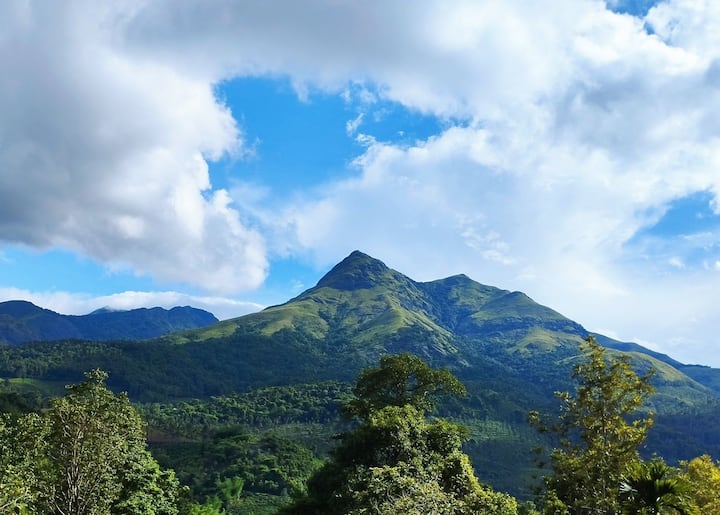 Hill Side Villa,wayanad - Kerala
