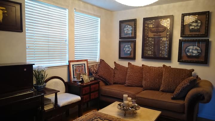 Charming Room 4 Near Public Transportation - Alameda, CA