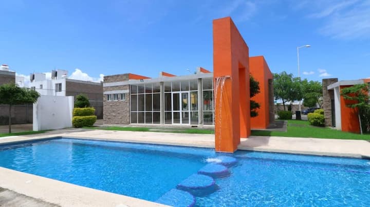 Descanso Familiar Y Comodidad En Este Bello Lugar - Tepic