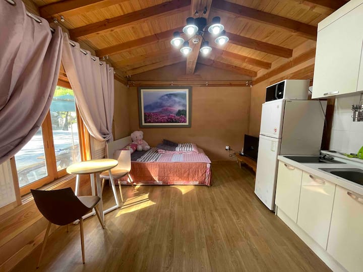 지리산 절경이 훌륭한 사랑채 - Namwon-si