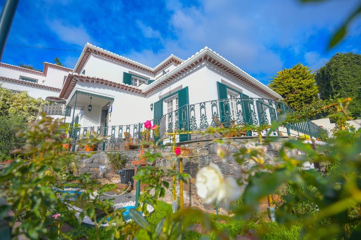 Vila Silvana Quarto Rosa 🌷 - Funchal