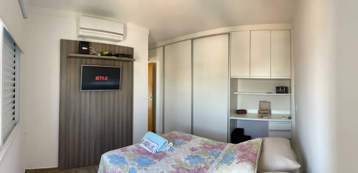 Apto Andar Alto Mobiliado C/ar Cond. Em Piracicaba - Piracicaba