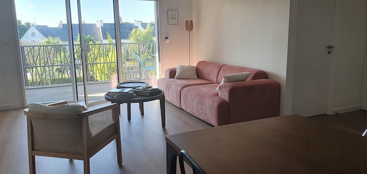 Appart Lumineux 2 Chambres, Balcon, Plages à 8min - Binic