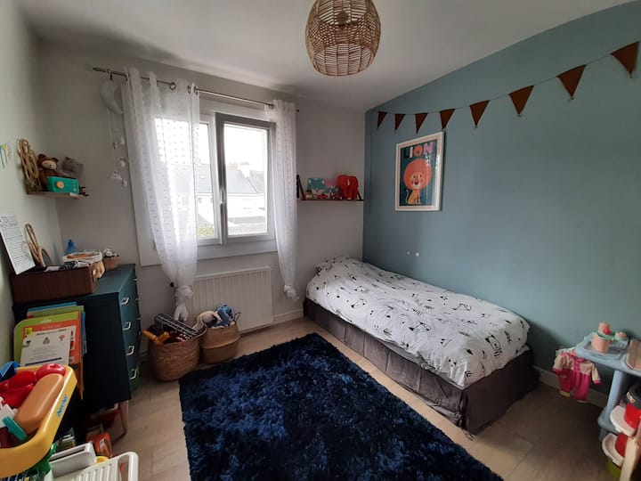 Chambre Dans Maison Place Du Commando - Saint-Nazaire