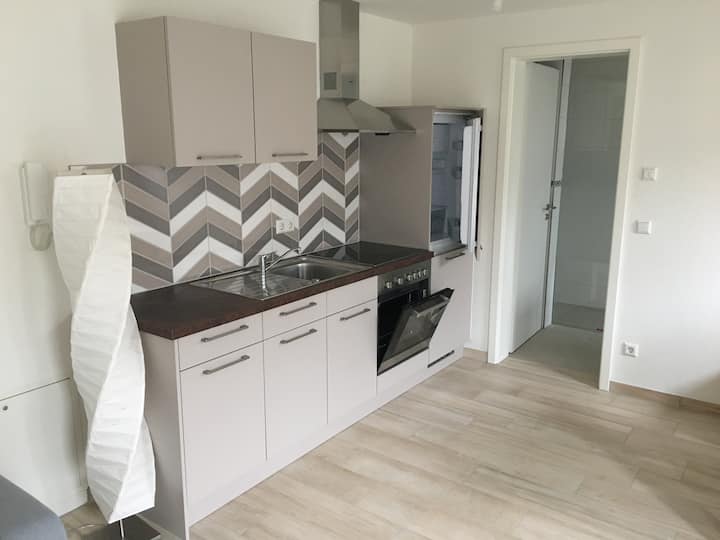 2 Rooms Dream Near Audi/lidl For 1-2 Persons - Bad Wimpfen