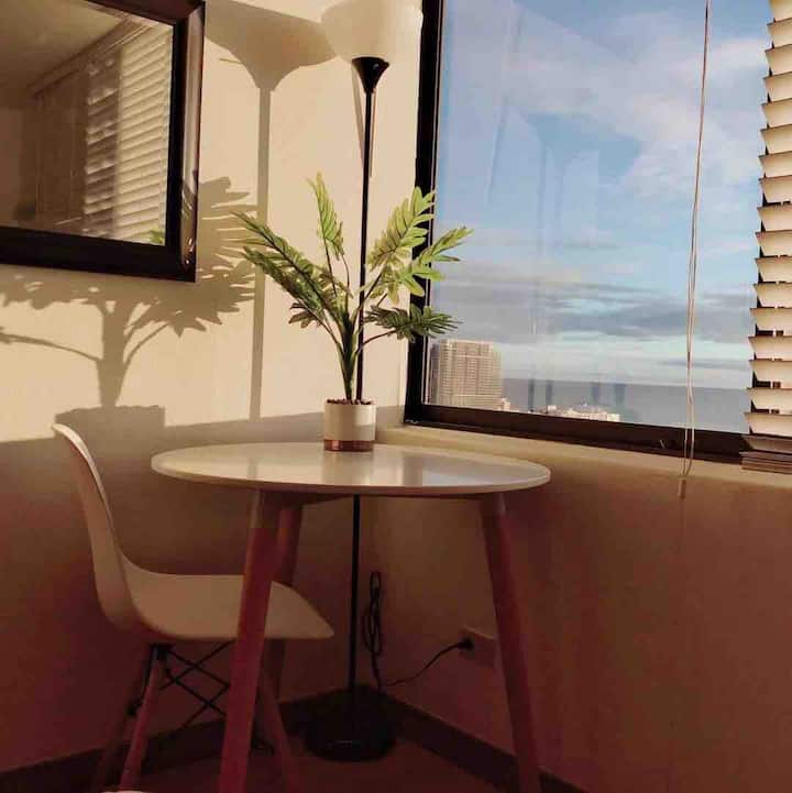 Waikiki Ocean Views 35 Floor - Kahanamoku Beach, HI