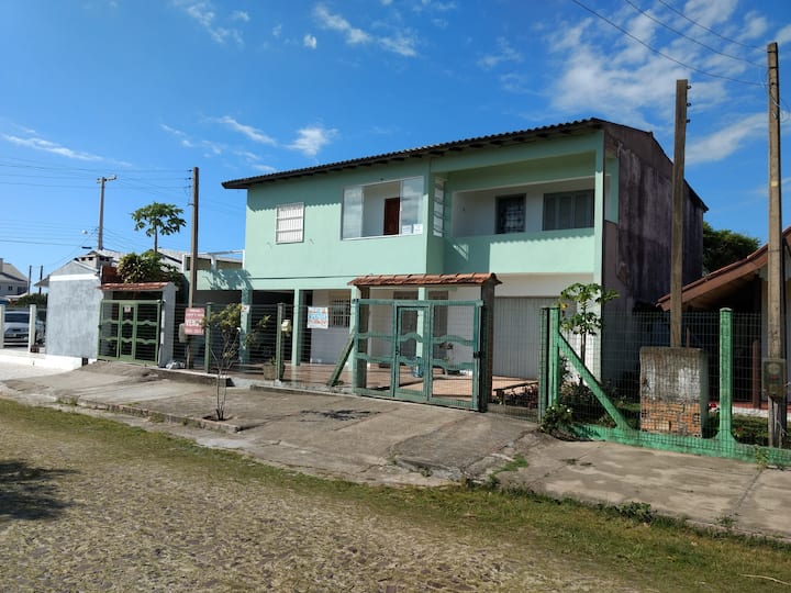 Apartamento Família Perto Do Mar Com Garagem - Tramandaí
