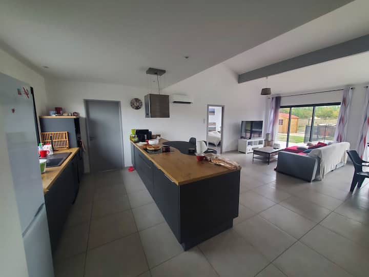 Maison Neuve Conviviale - France