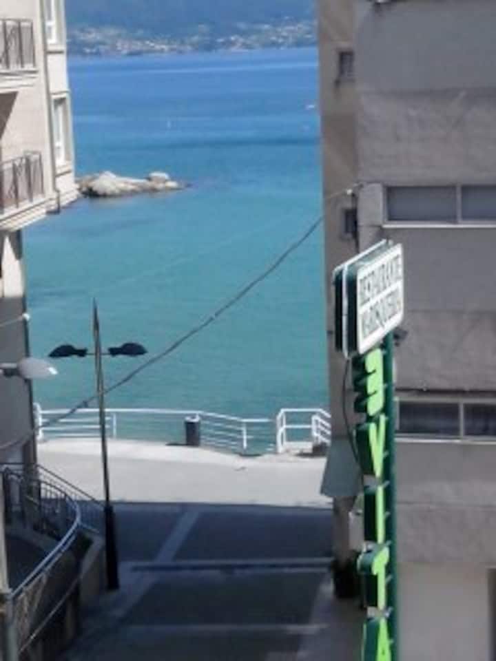 Apartamento Cómodo Con Vistas Al Mar - Portonovo