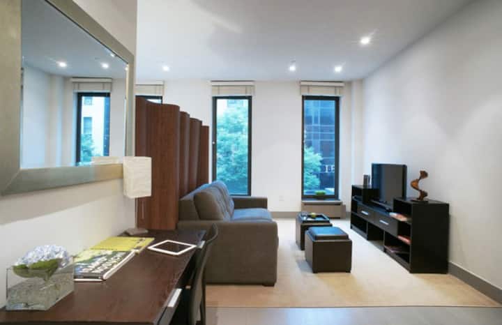 Midtown East Modern Alcove Studio 5 - New York