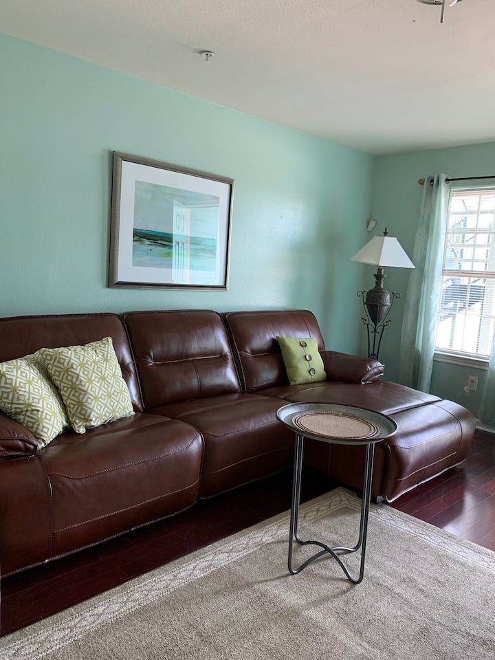 Unpack Relax Gated Baytown Long Term Discounts - Baytown, TX