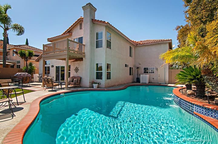 Oceanside Hill Top Pool Home 5 Bedrooms 3 Bath - Oceanside, Californie