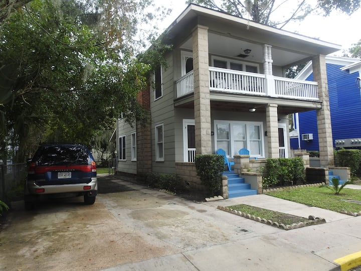 Charming 1920s St. Augustine Home. One Pet Allowed - 聖奧古斯丁