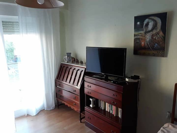 Habitación Luminosa Zona Centro Asequible - Murcia