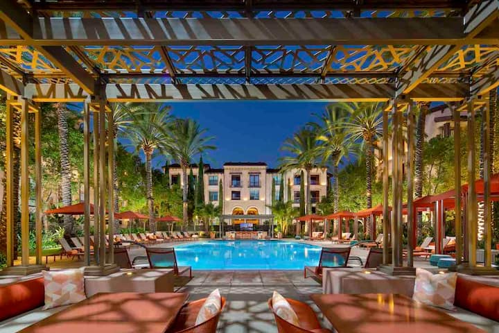 3 Beds | 5 Mins Walk To Irvine Spectrum - Irvine, CA