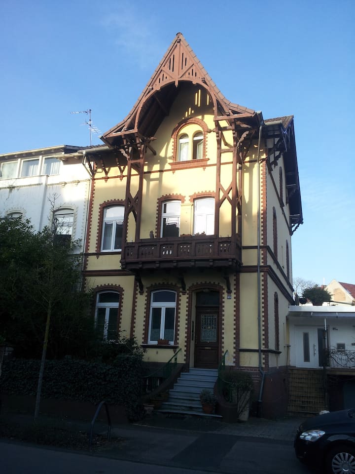 Quiet Apartment In Villa, Un, Giz, Dhl Close By - Bonn