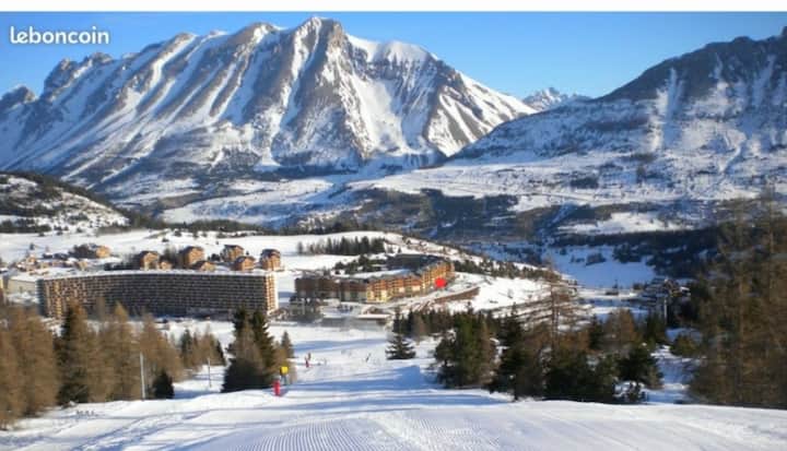 Vue Panoramique Pied Des Pistes - Dévoluy