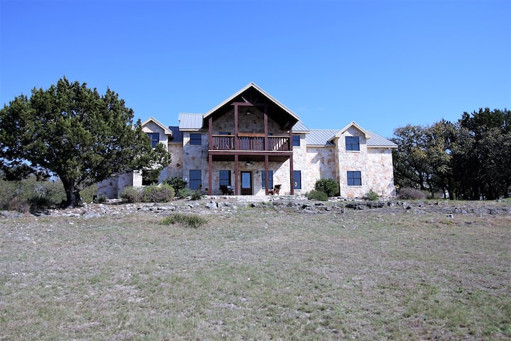 Leakey Cabins | House and Cabin Rentals | Airbnb