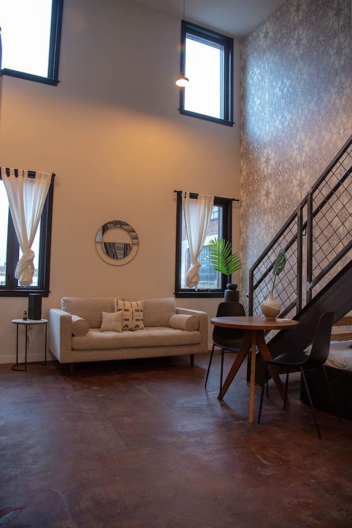 Reading Viaduct Loft, Kestrel Building - Philadelphie, PA