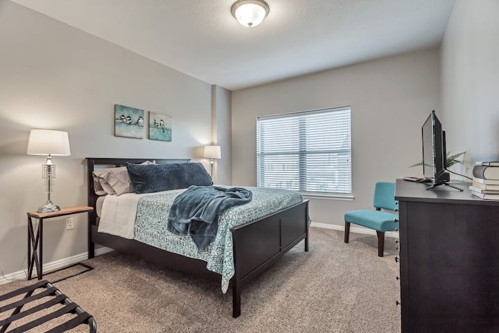 Downtown Salt Lake City Condo - 30 Day Minimum - Salt Lake City, UT