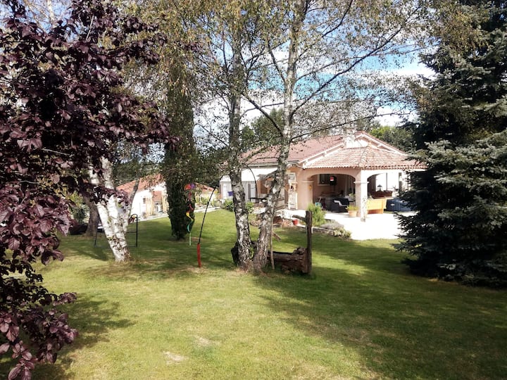 Studio Cosy 5mn De Thiers Et A89. Parking Sécurisé - Thiers