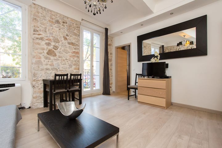 Superbe Appart, Balcon, 5mn Plage - Antibes